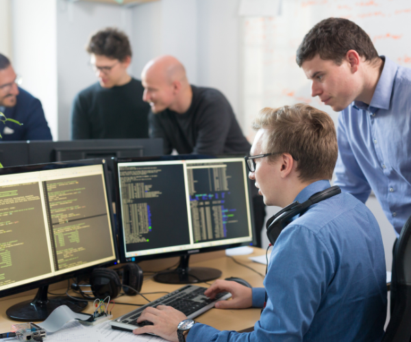 Web Evolve Tech – From Concept to Code